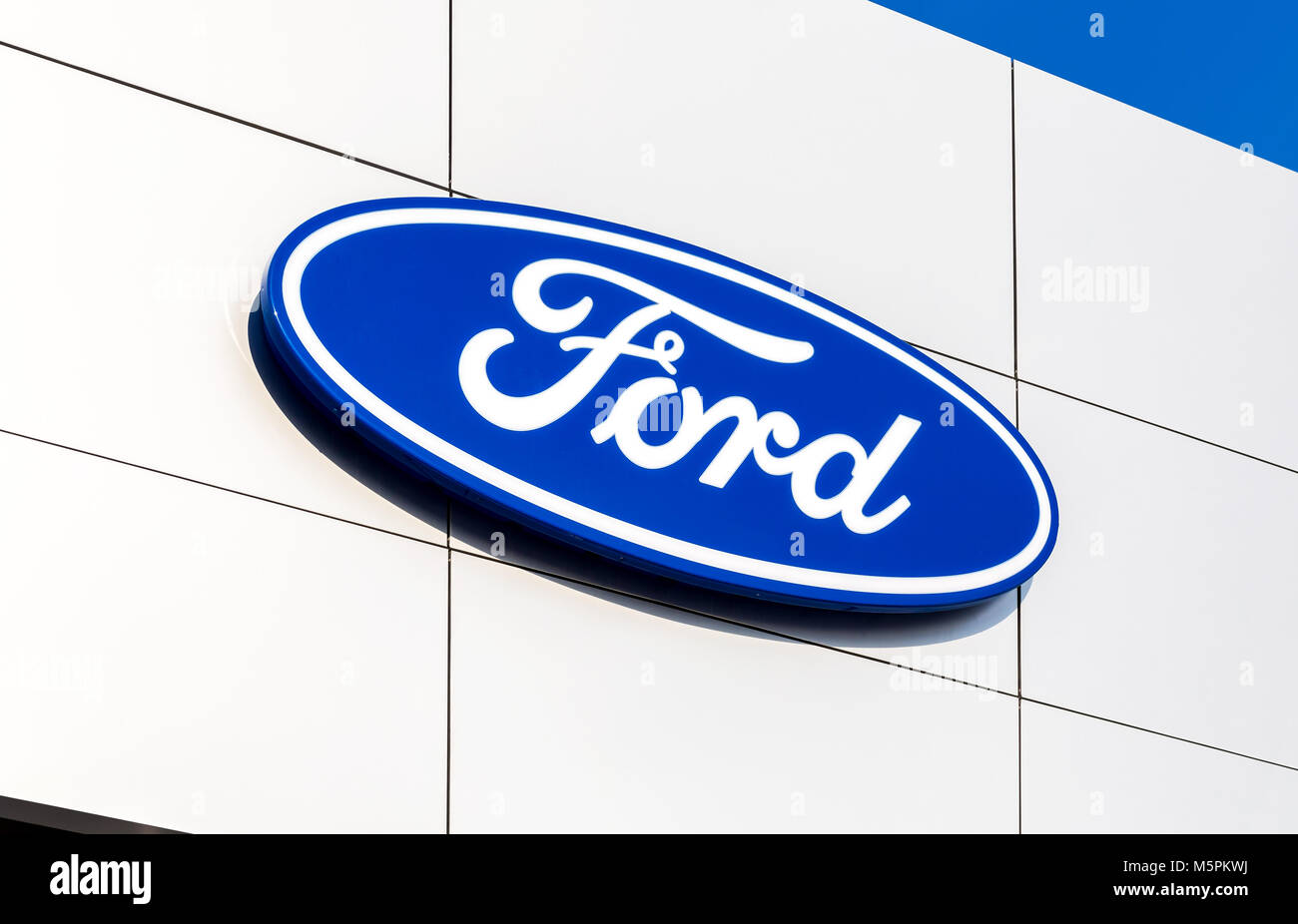 Ford trademark sign hi-res stock photography and images - Alamy