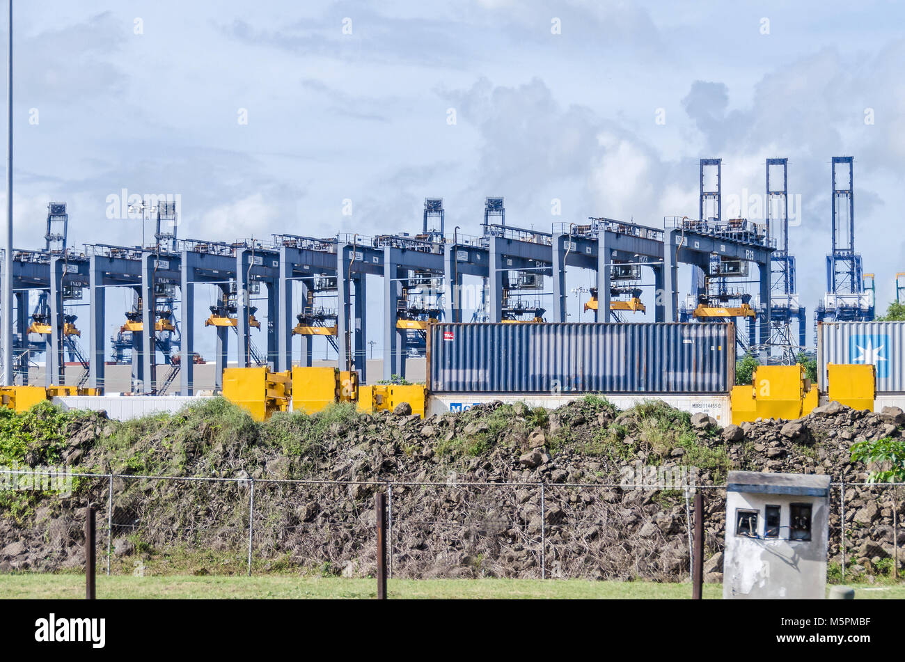 Balboa panama canal hi-res stock photography and images - Alamy