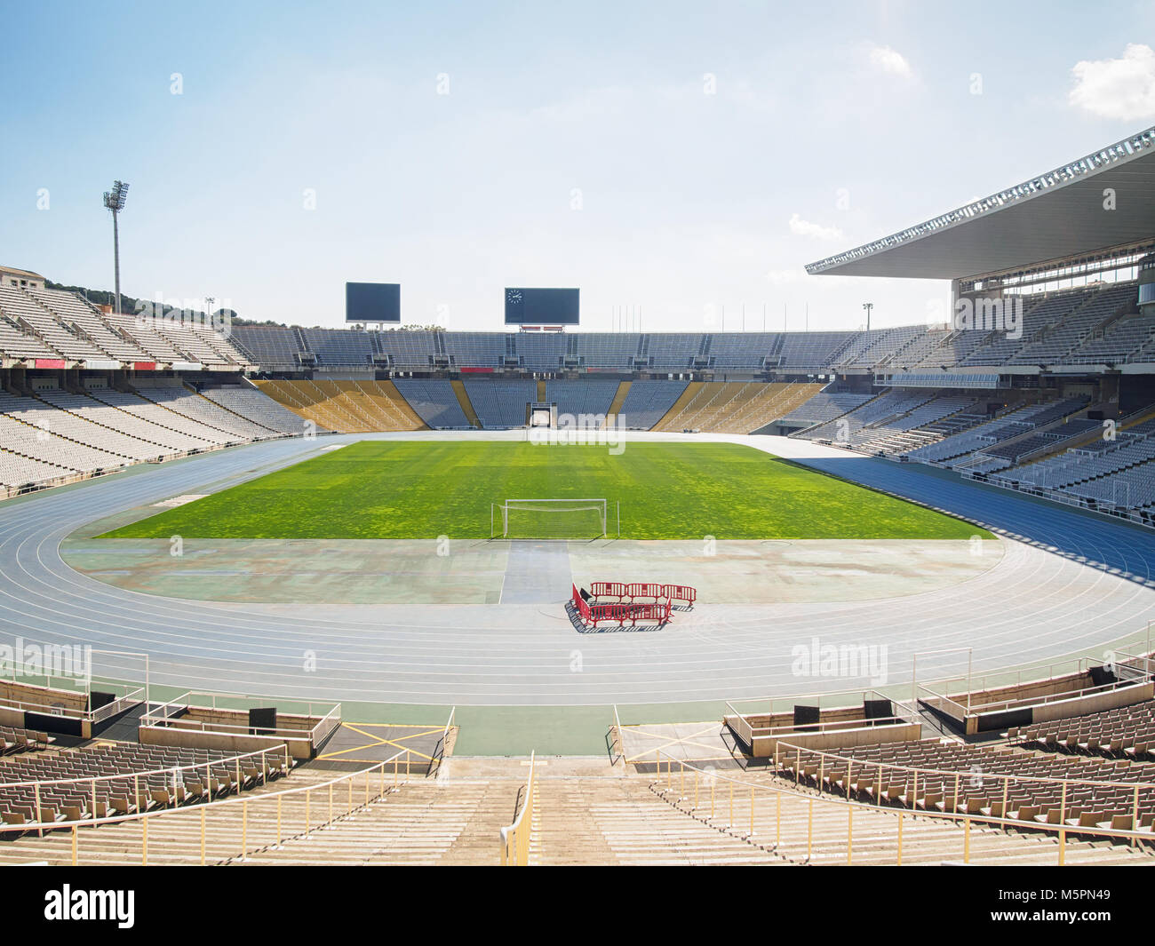 Empty football stadium hi-res stock photography and images - Alamy