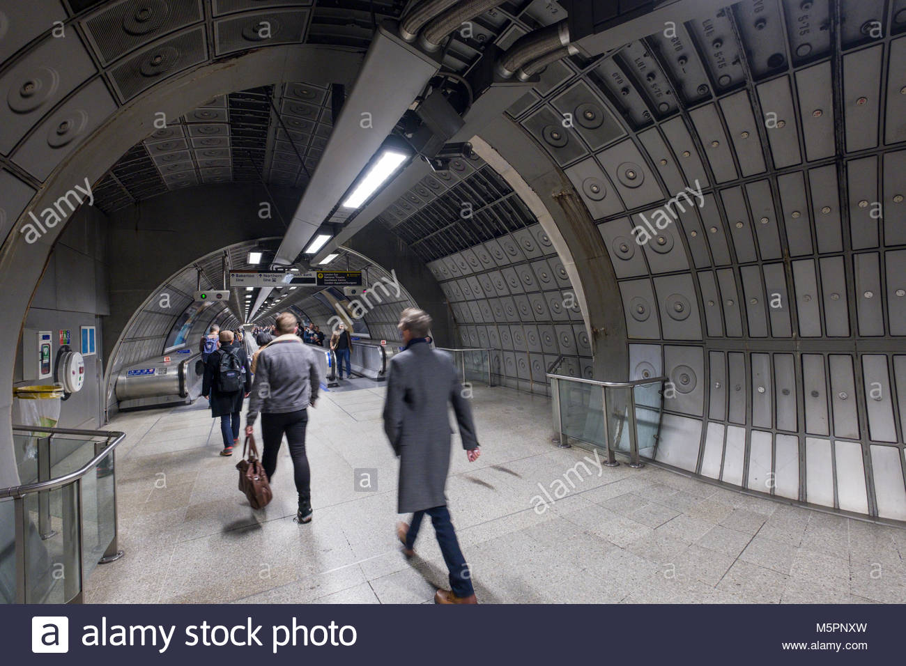 Waterloo Station Underground Tunnel High Resolution Stock Photography ...