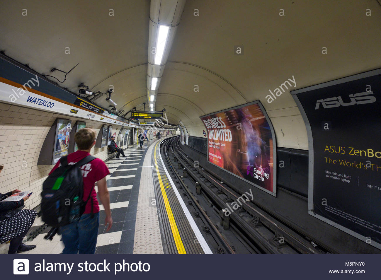 Waterloo Station Underground Tunnel High Resolution Stock Photography ...
