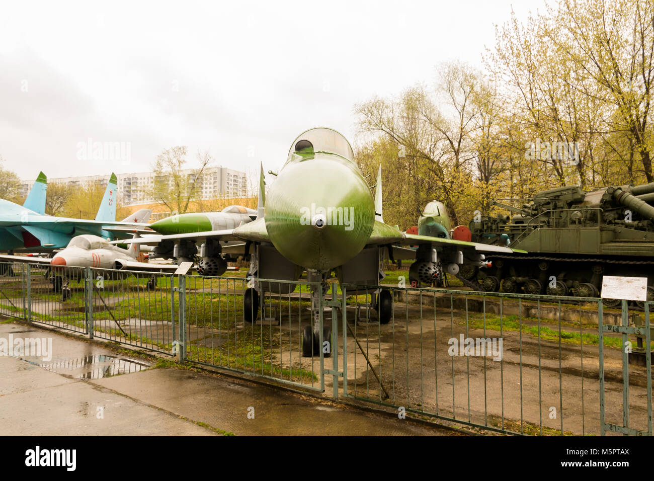 Russian military aircraft hi-res stock photography and images - Alamy