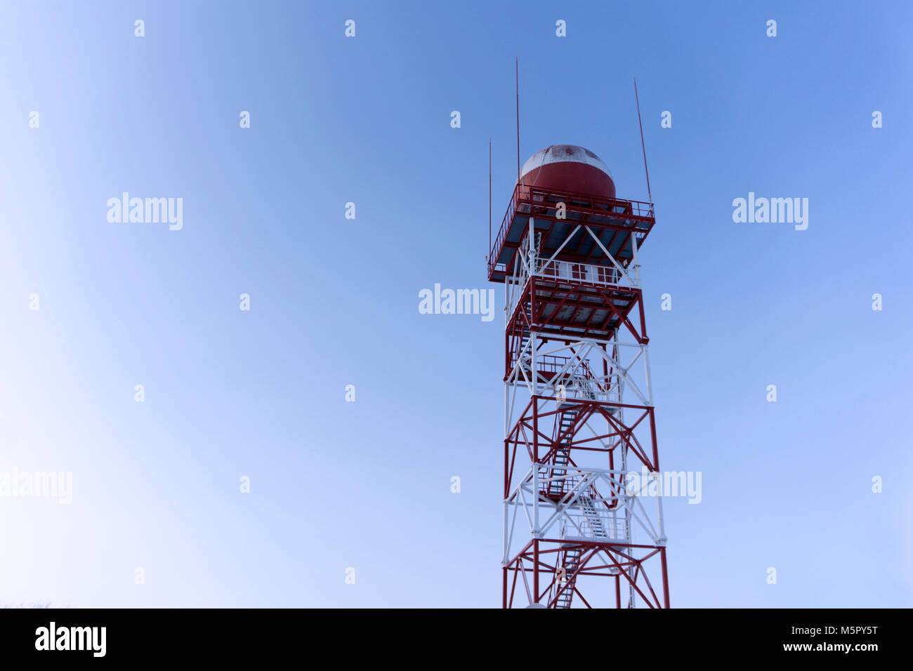 Surveillance radar hi-res stock photography and images - Alamy