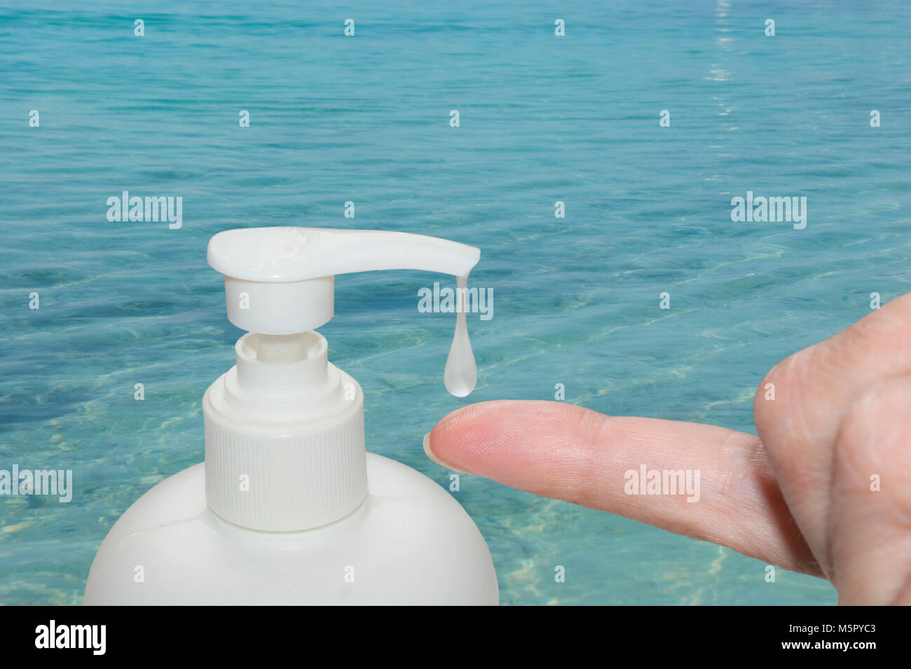 Water droplet white background shampoo hi-res stock photography and ...