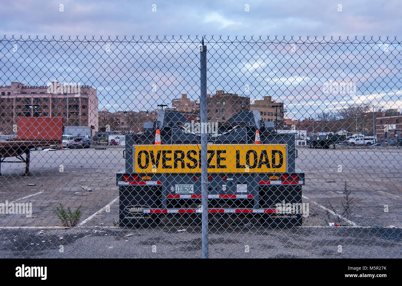 Oversize Load trailer parked Stock Photo - Alamy