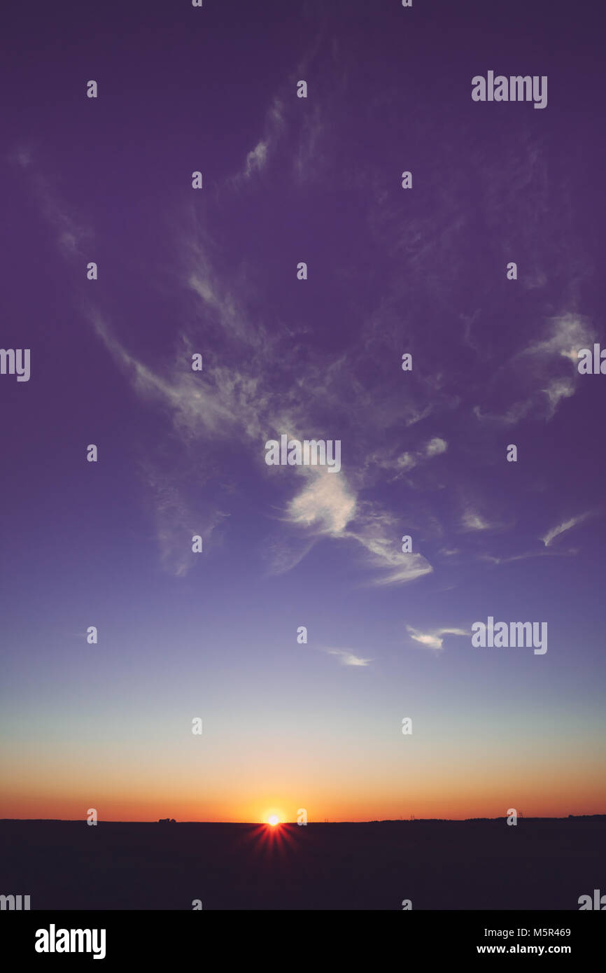 Violet sunset sky hi-res stock photography and images - Alamy