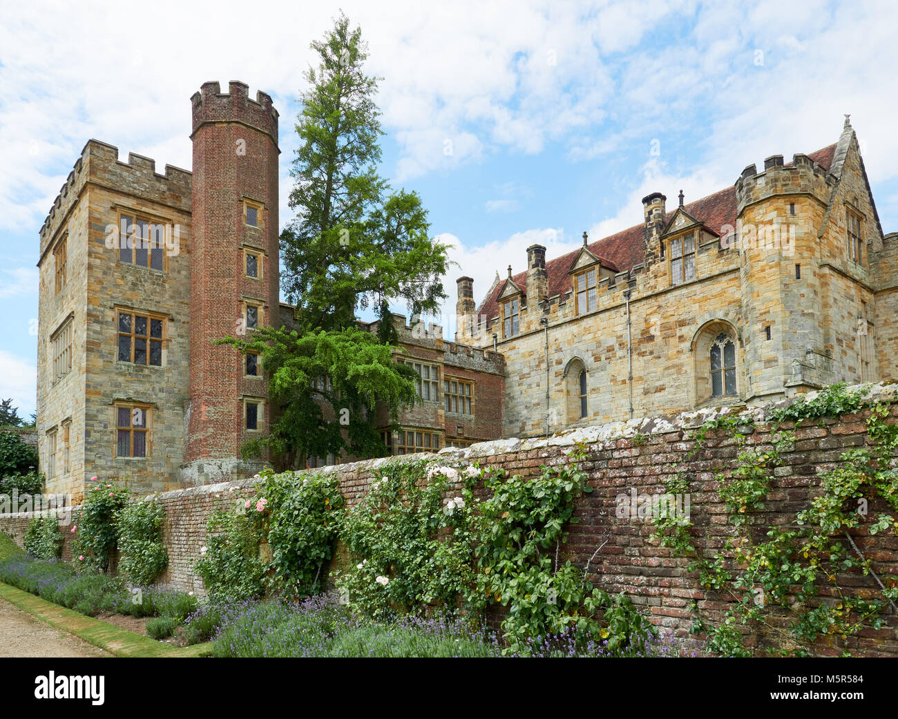 Historic medieval grounds and buildings of Penshurst Place Stock Photo ...