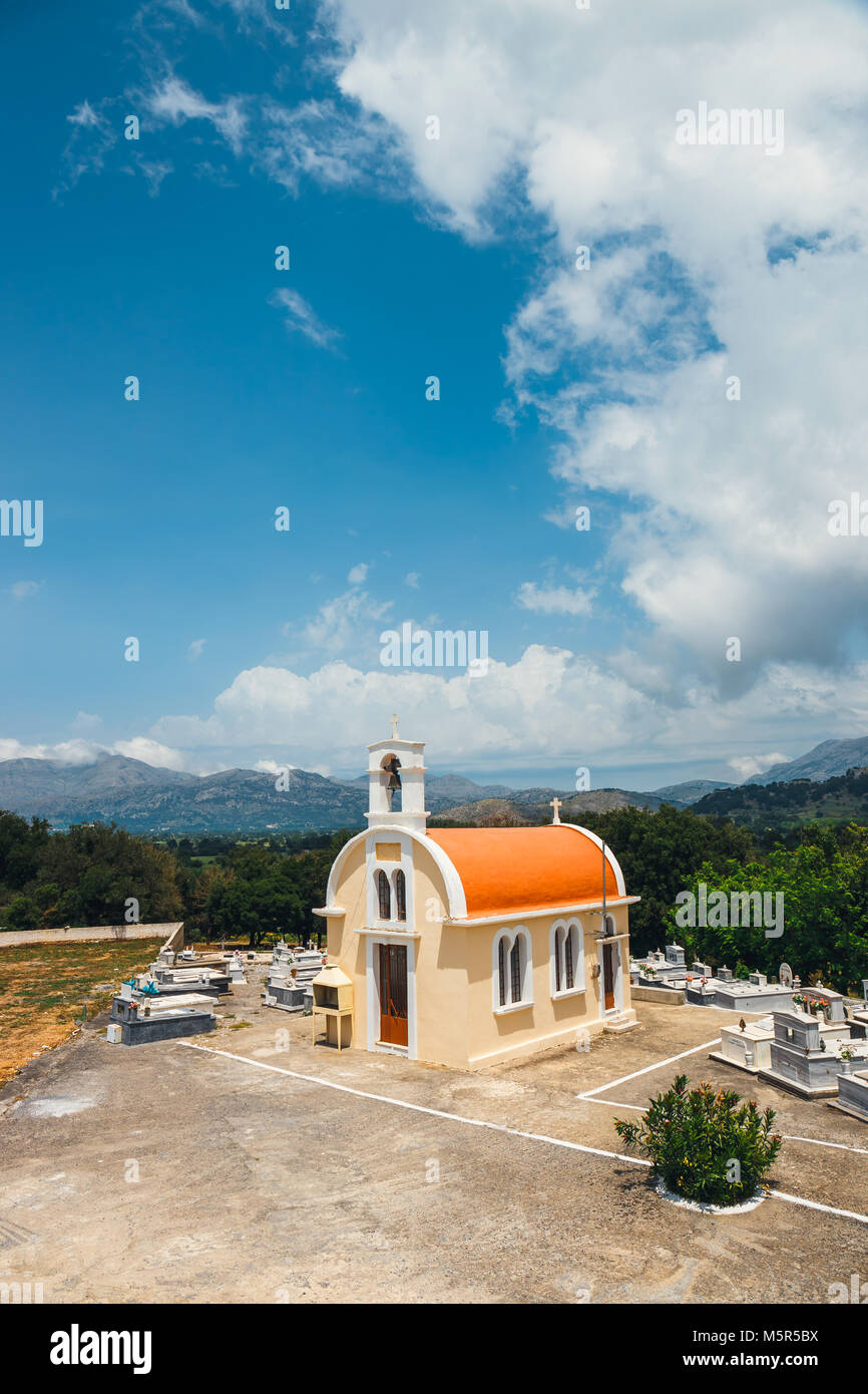 Cretan cemetery hi-res stock photography and images - Alamy