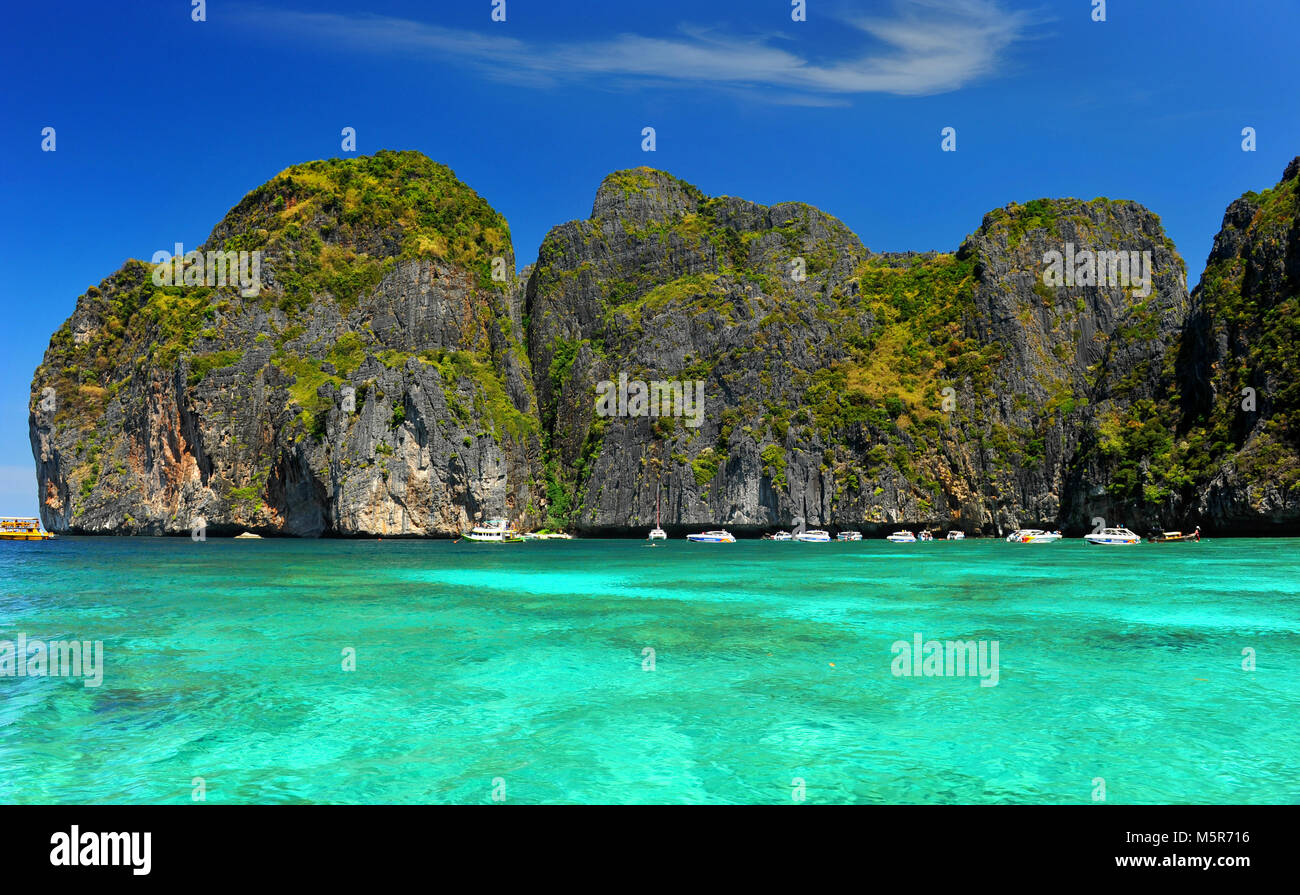 Thailand Maya beach heaven in andaman sea Stock Photo - Alamy