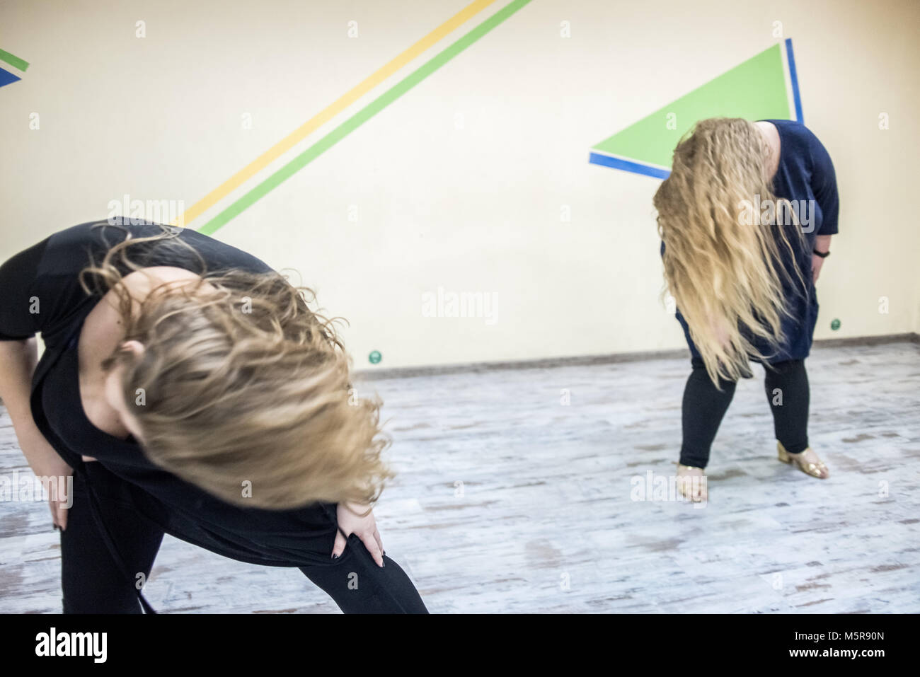 Dancing lesson at the first dancing school in Ukraine for plus size ...