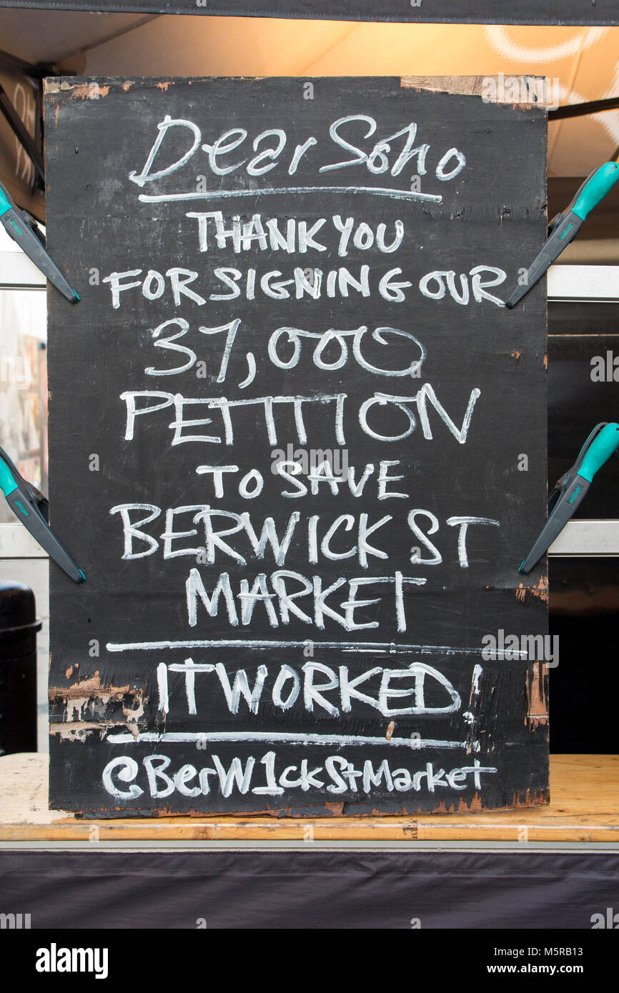 Berwick street market hi-res stock photography and images - Alamy