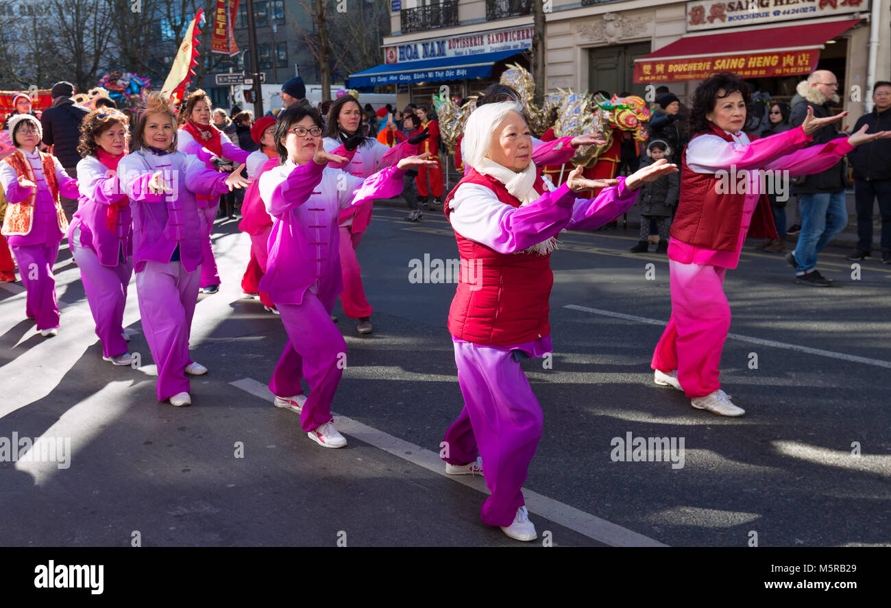 The Chinese female performers in traditional costume at the chinese ...