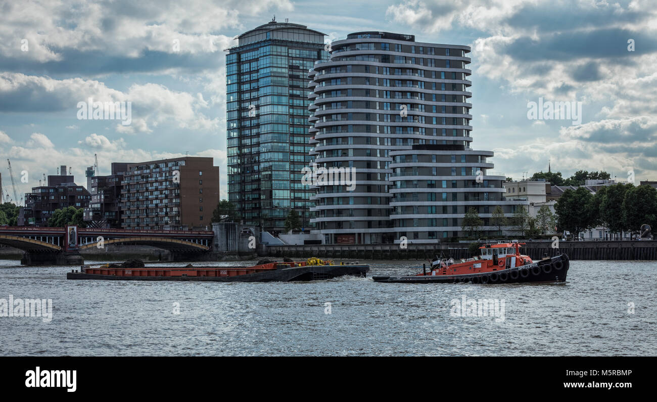 Spanish embassy london hi-res stock photography and images - Alamy