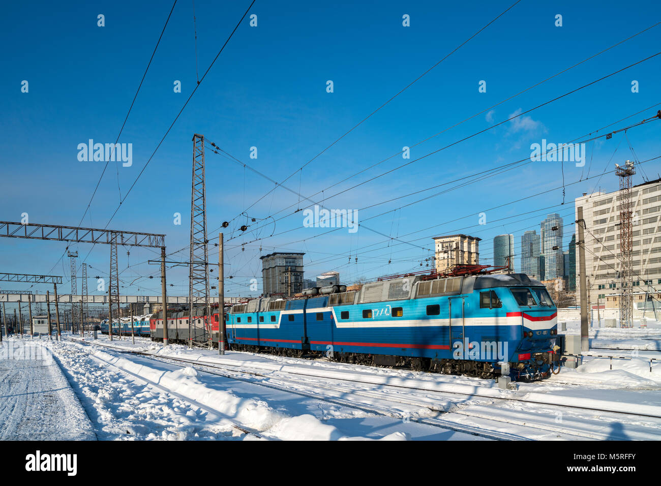 Electric locomotives on Kievskaya railway station in Moscow, Russia ...