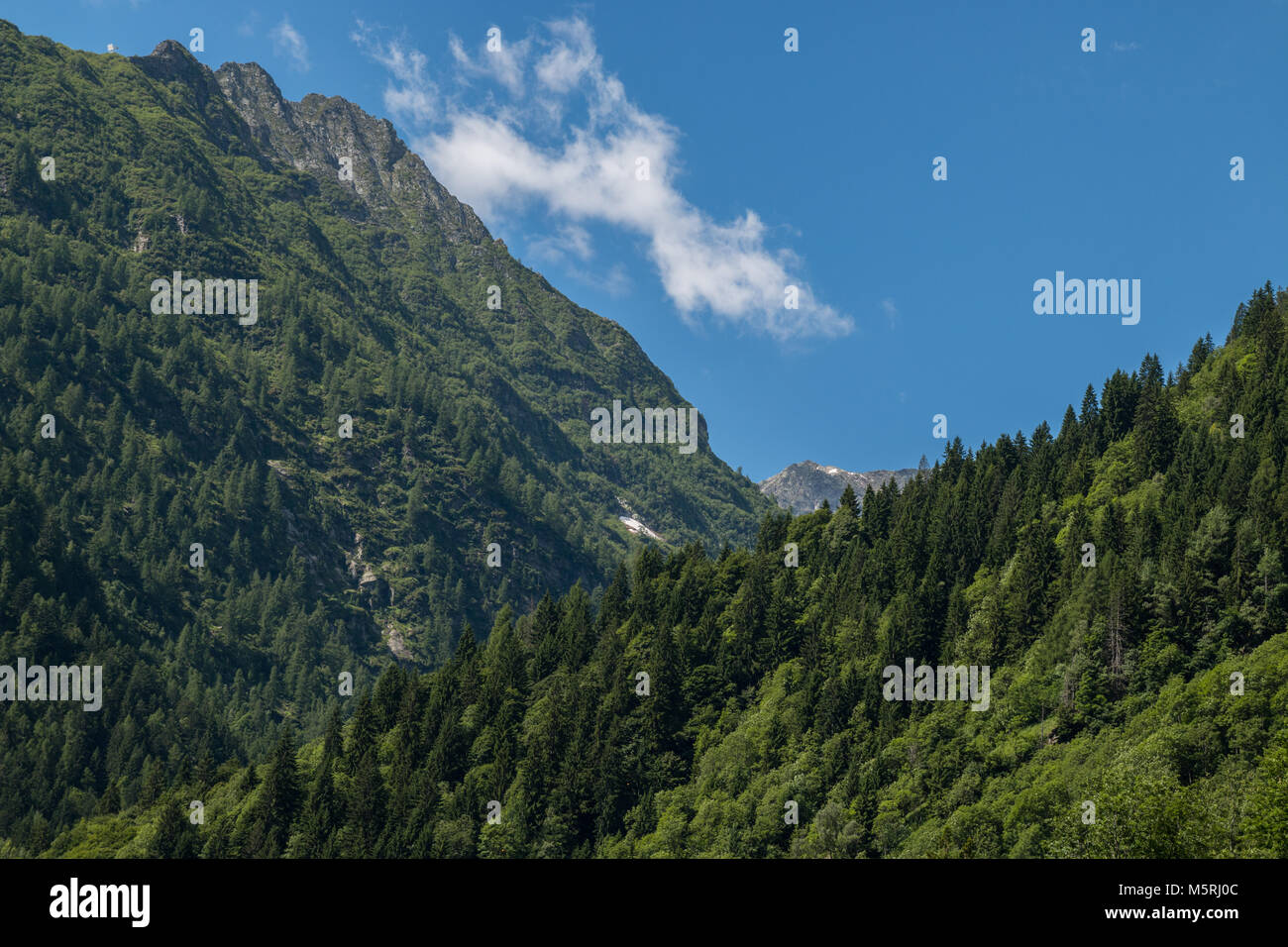 Alagna Valsesia, Valsesia, Vercelli, Piedmont, Italy Stock Photo - Alamy