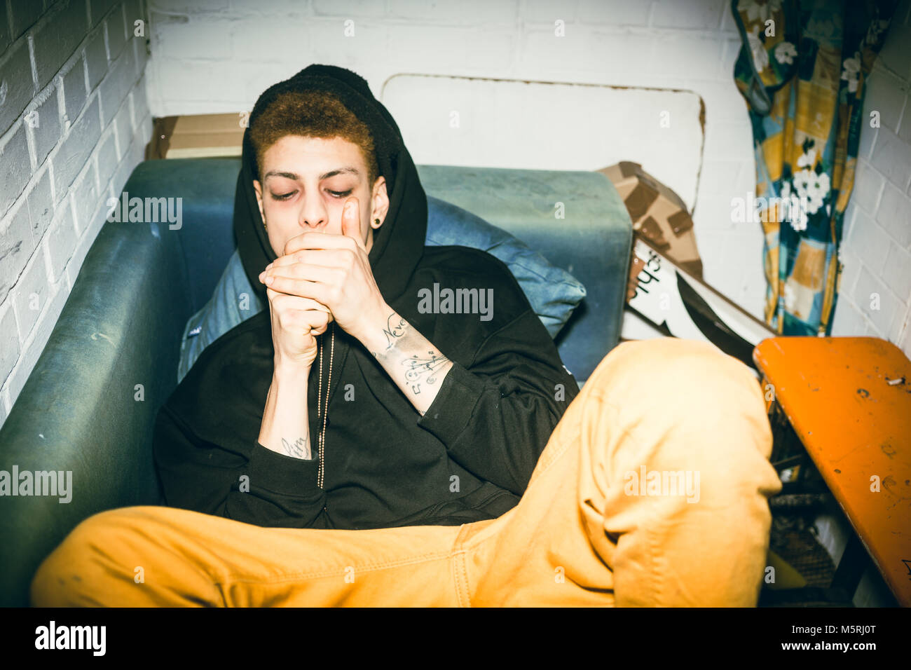 Teen substance abuse hi-res stock photography and images - Alamy