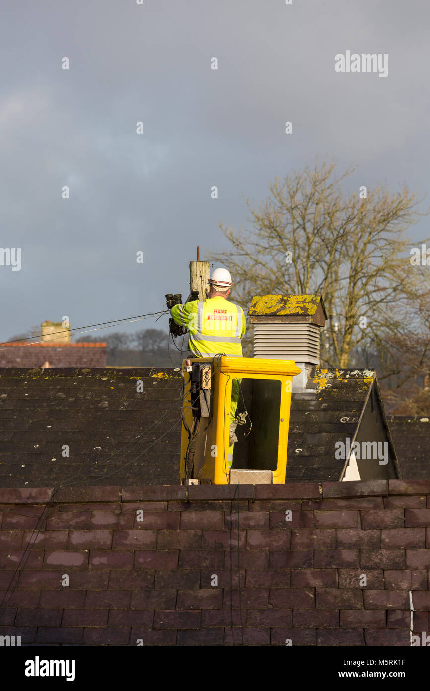 Bt engineer cherry picker hi-res stock photography and images - Alamy