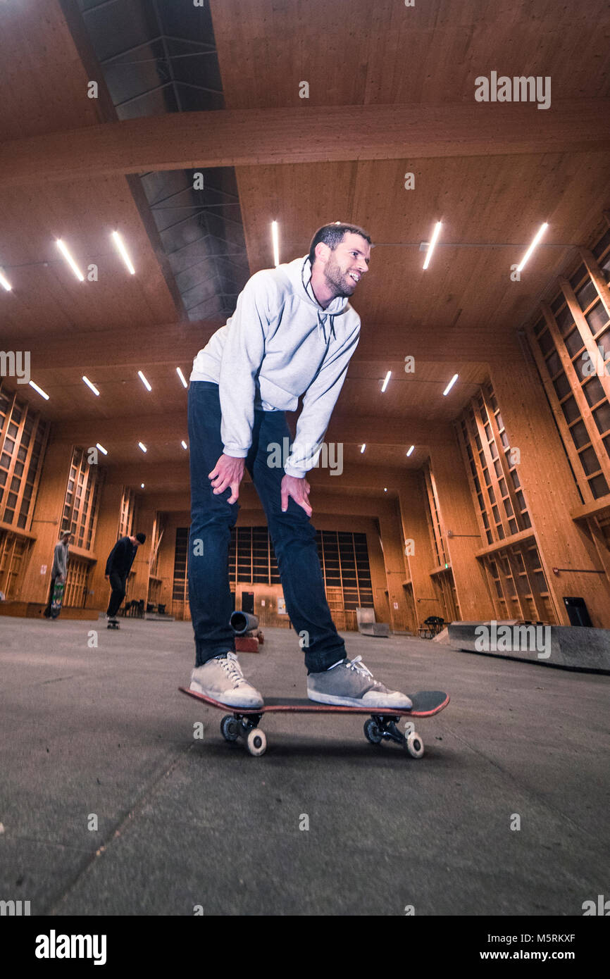 Indoor skateboard hall hi-res stock photography and images - Alamy