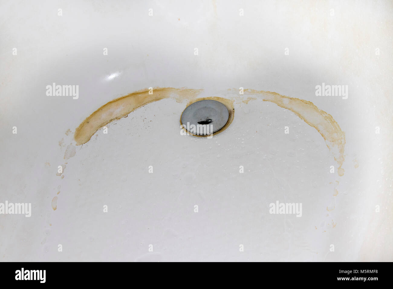 rust in the bathroom, dirty water cleaning from dirt Stock Photo - Alamy