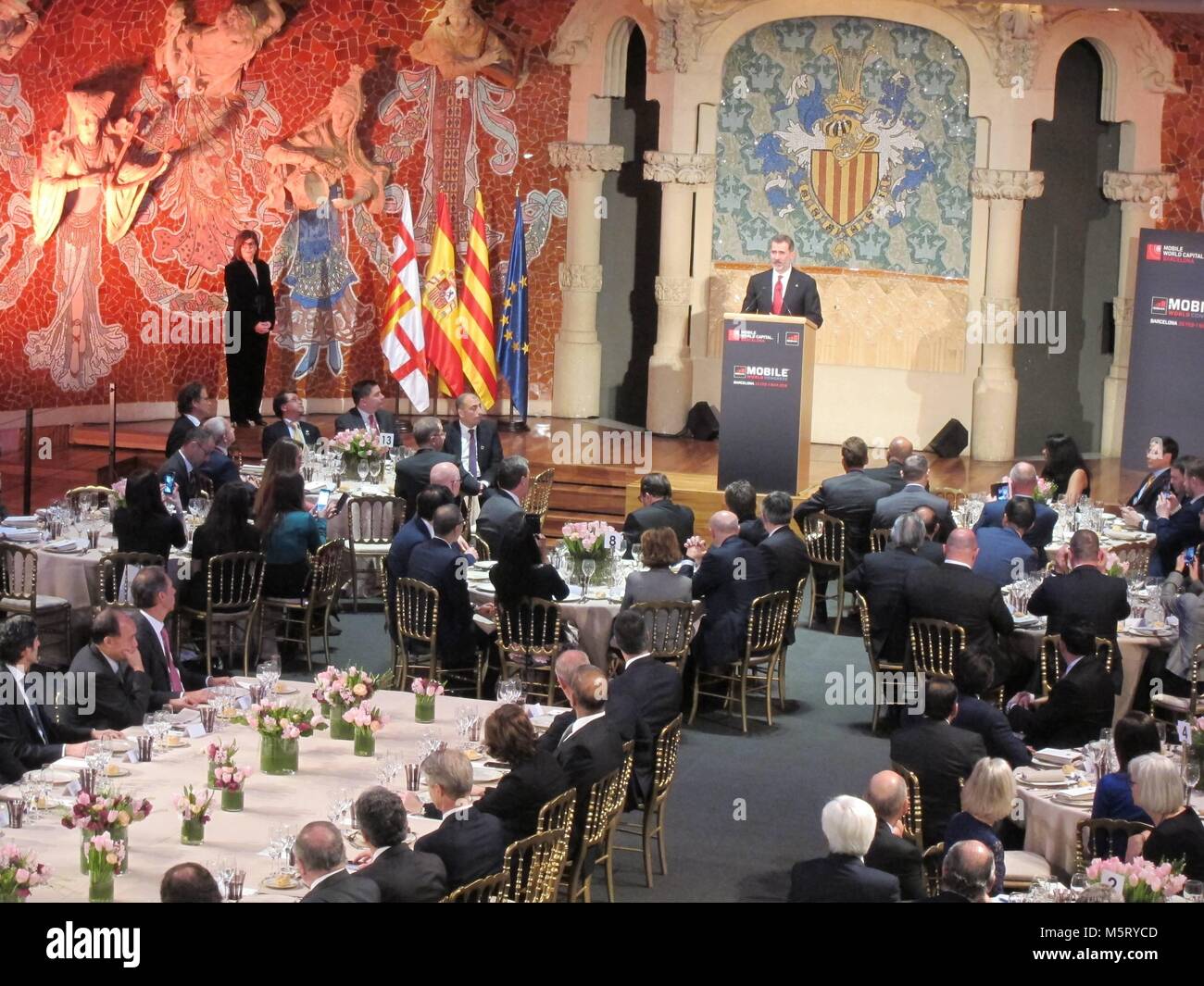 Pie de Foto: El Rey Felipe VII en la cena inaugural del Mobile World ...