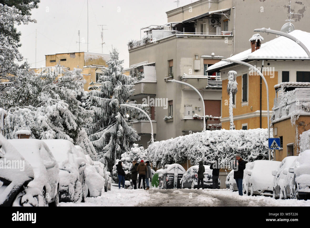 Roma, Italy. 26th Feb, 2018. Roma, nevicata eccezionale Credit: Independent Photo Agency/Alamy ...