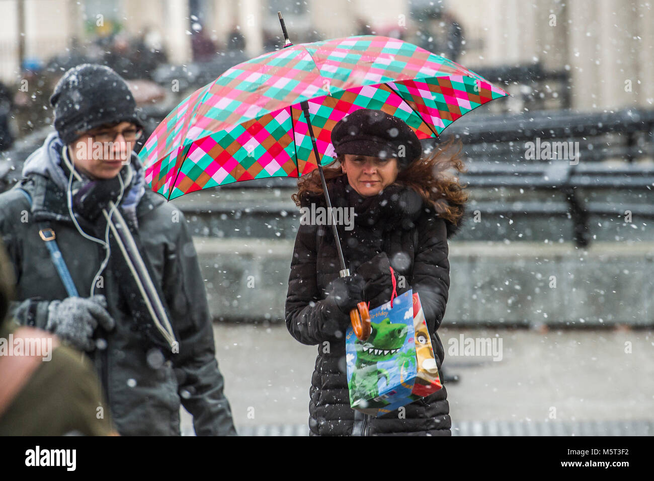 Miserable commuters in london hi-res stock photography and images - Alamy