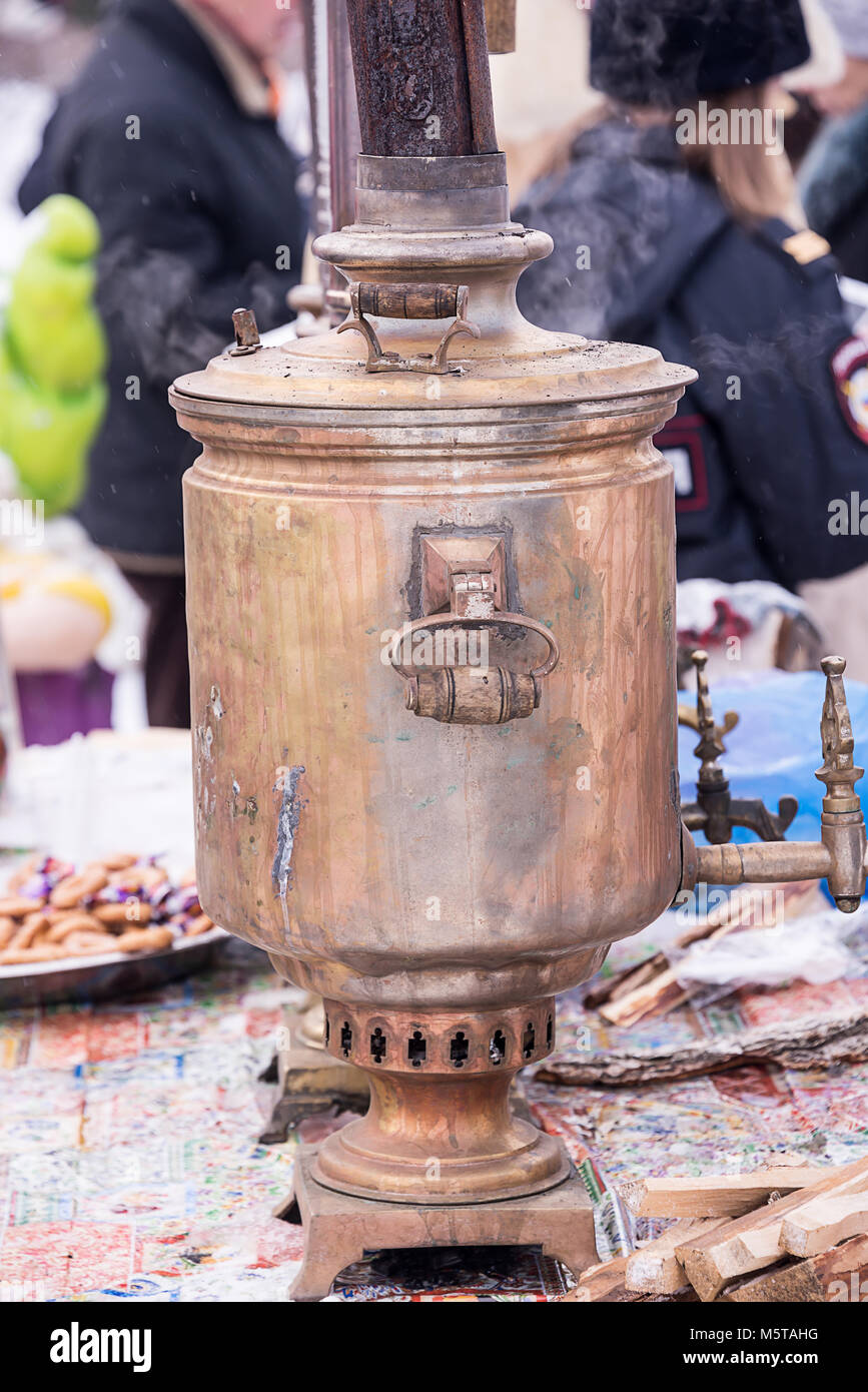 Russian samovar hi-res stock photography and images - Alamy