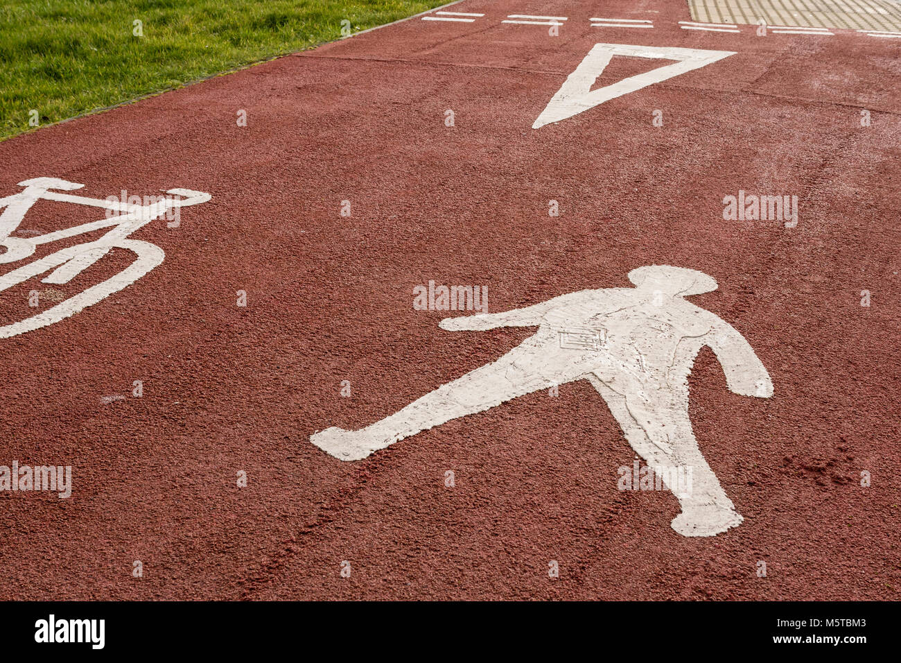 Cycle path road marking hi-res stock photography and images - Alamy
