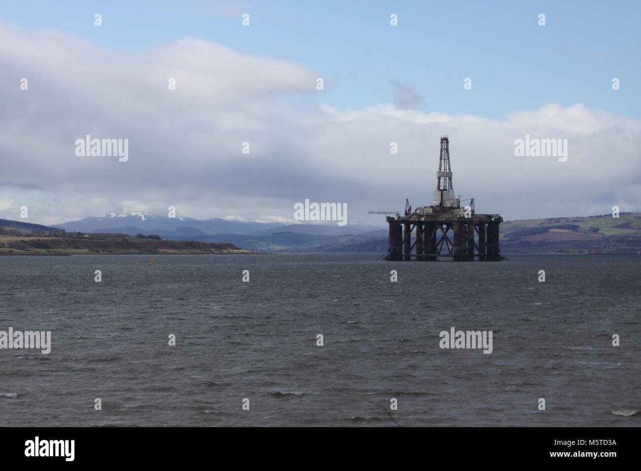 Semi-submersible oil rig Ocean Guardian in Cromarty Firth Scotland ...