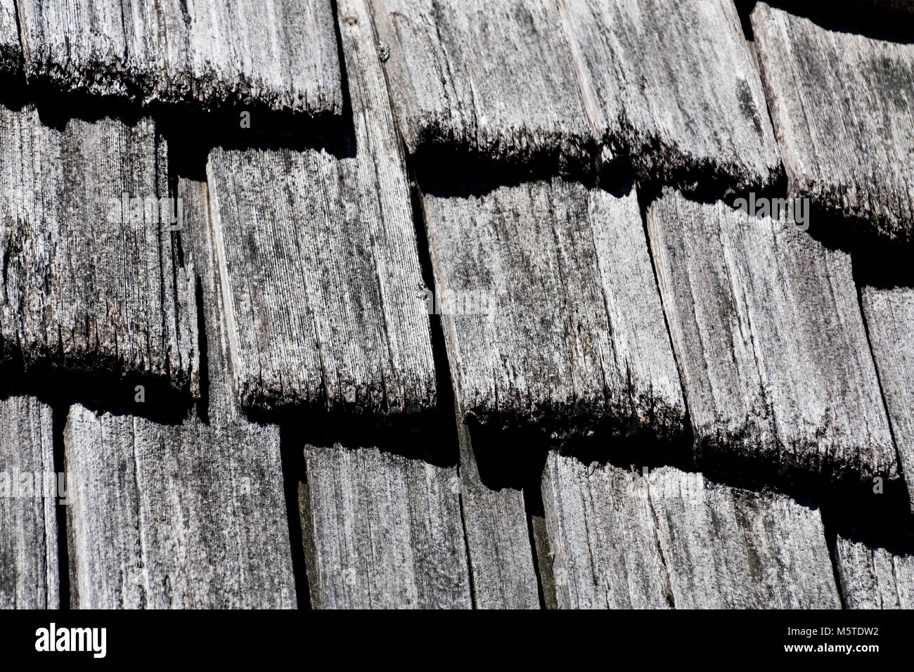 White shingle wall hi-res stock photography and images - Alamy