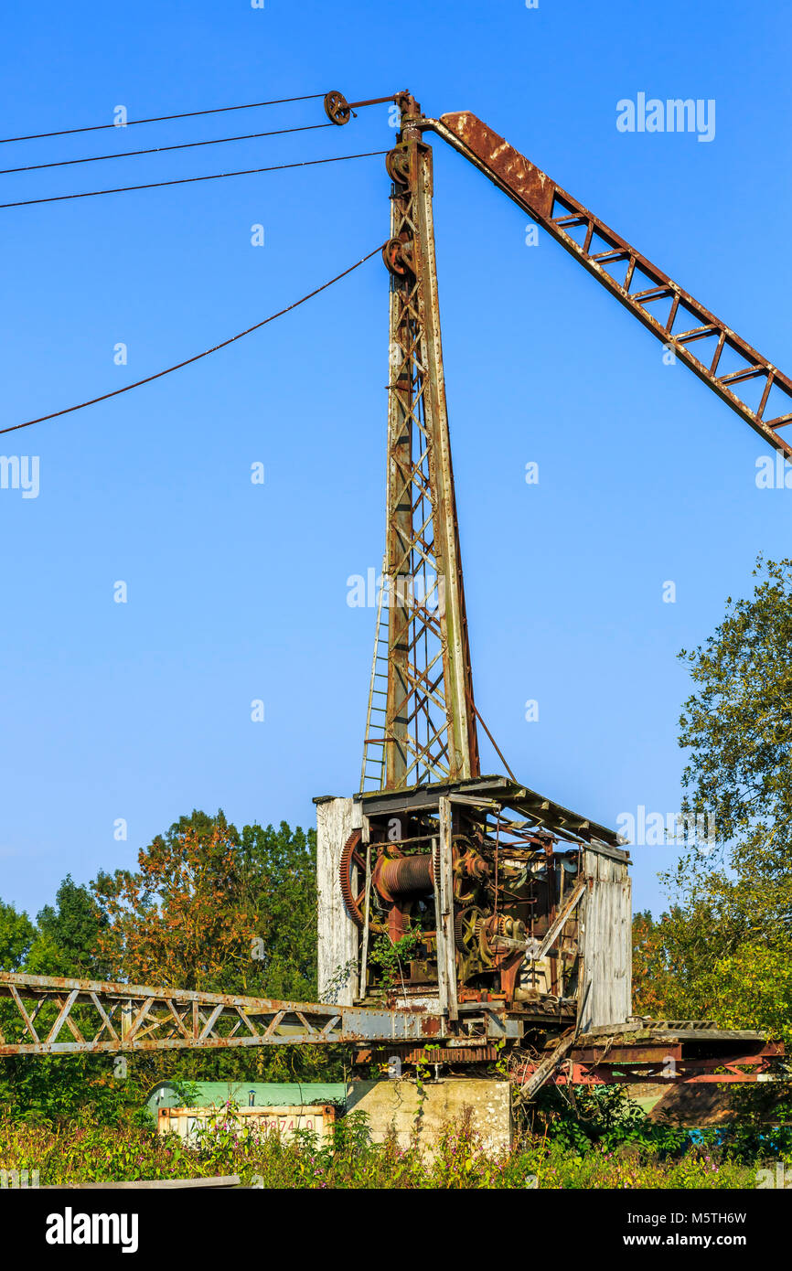 Mechanical crane hi-res stock photography and images - Alamy