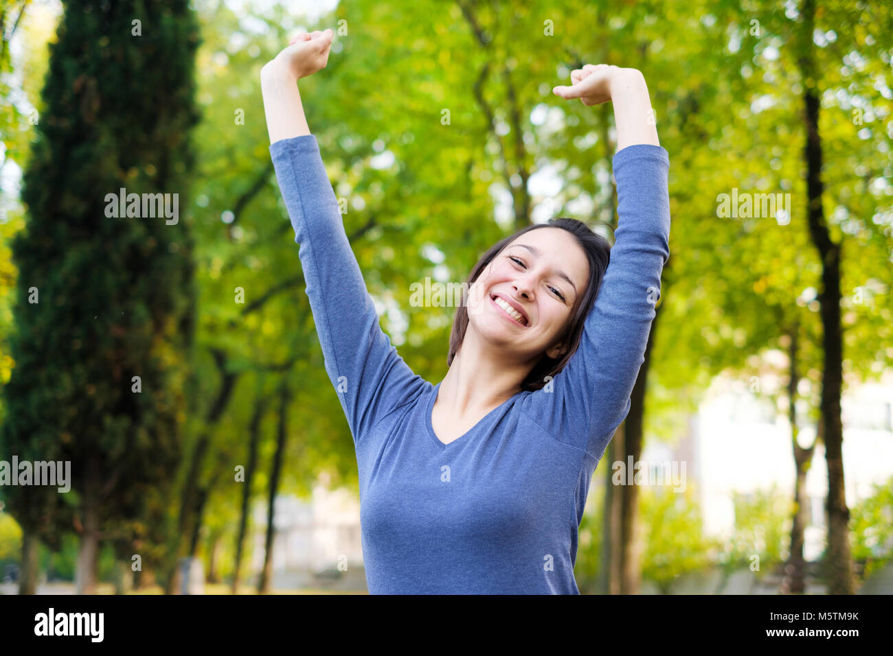 Relaxed outdoor lifestyle hi-res stock photography and images - Alamy