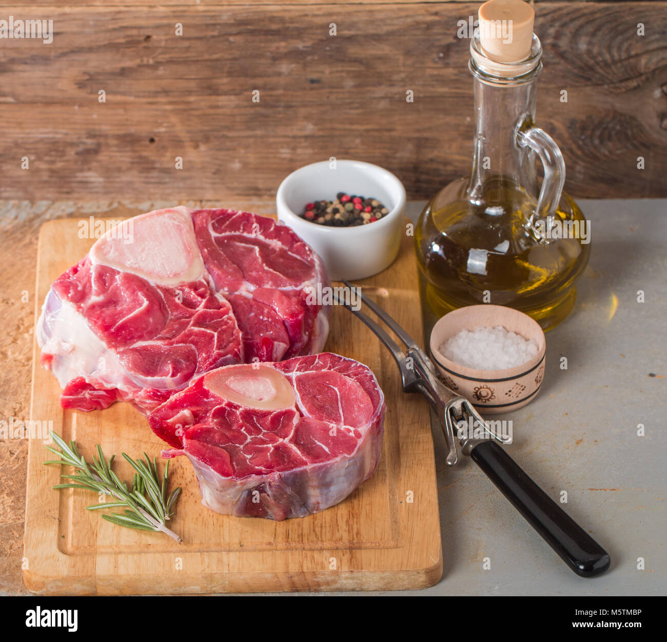 Raw fresh cross cut veal shank Stock Photo - Alamy