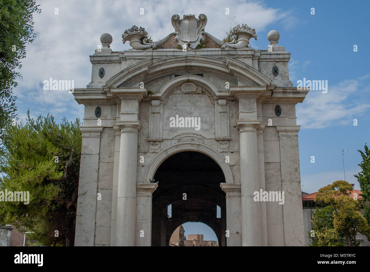 door entry city Stock Photo - Alamy