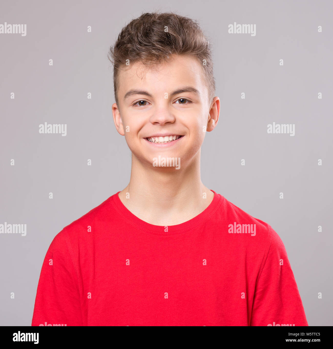 Teen boy portrait Stock Photo - Alamy