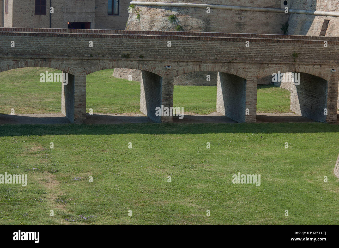 fortress medieval Italy Stock Photo - Alamy