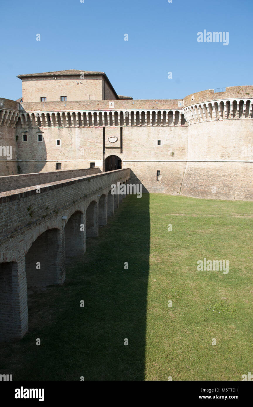 fortress medieval Italy Stock Photo - Alamy
