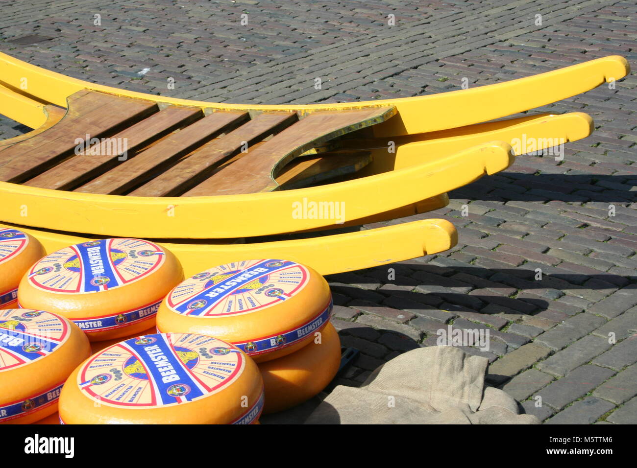 Multiple carriers hi-res stock photography and images - Alamy