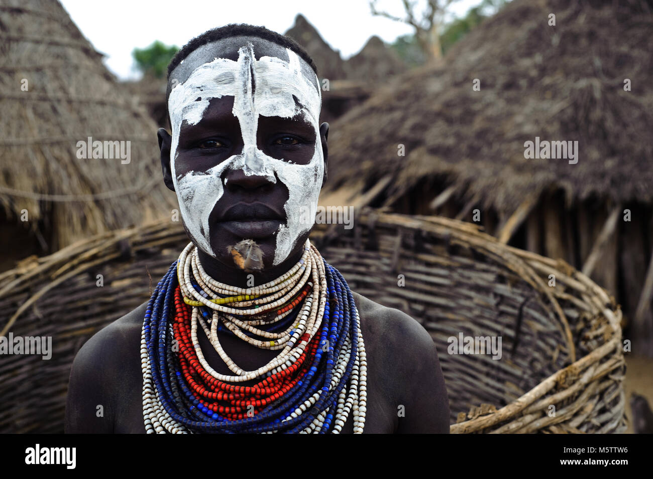 Woman from the Karo tribe ( Ethiopia Stock Photo - Alamy