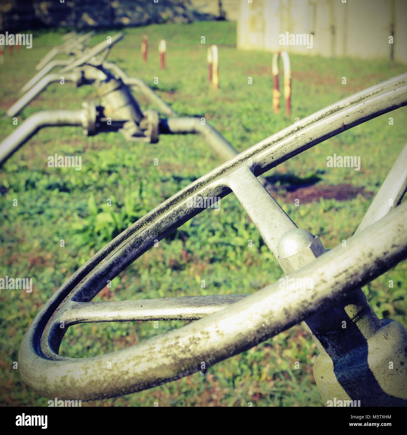 Gate valves hi-res stock photography and images - Alamy