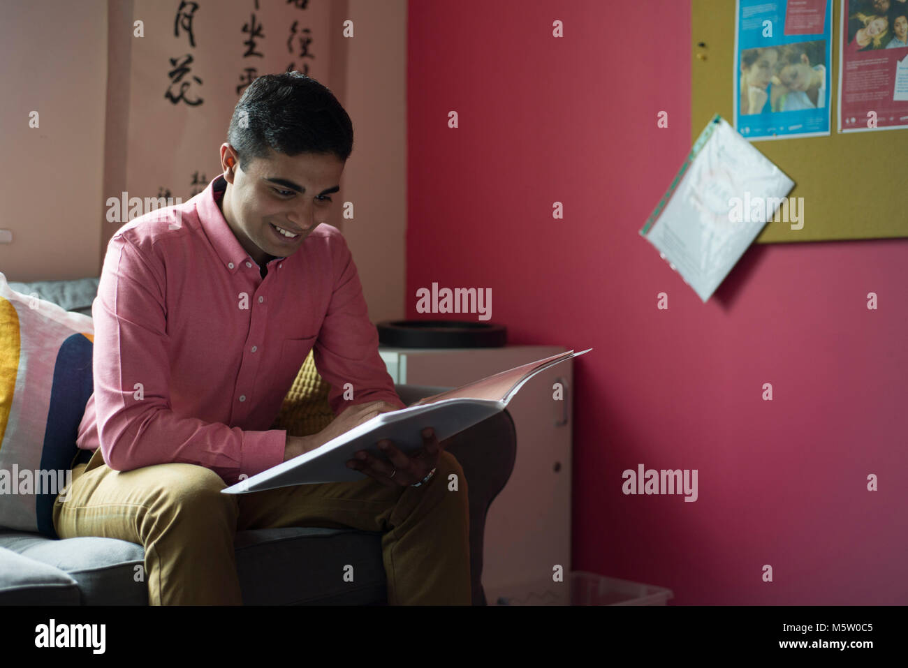 Indian college student in class hi-res stock photography and images - Alamy
