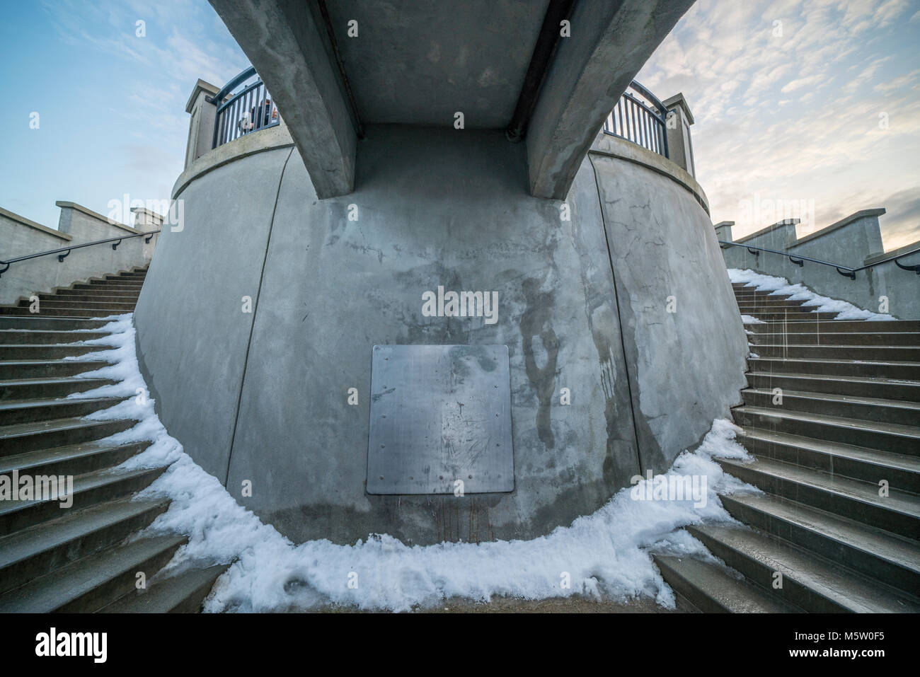 Two pathways to the same place Stock Photo - Alamy