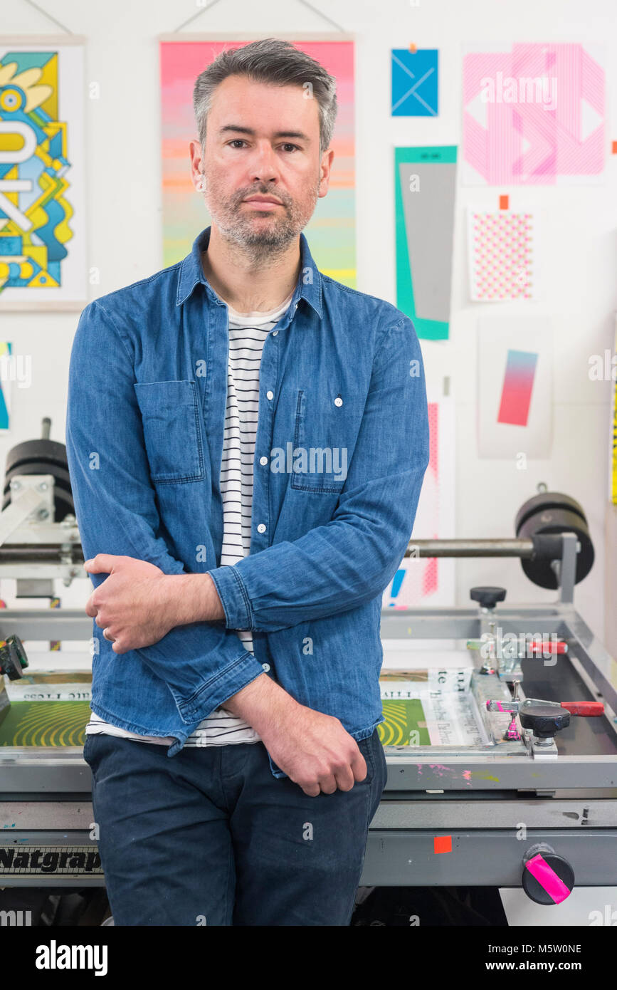 Screen printing hi-res stock photography and images - Alamy