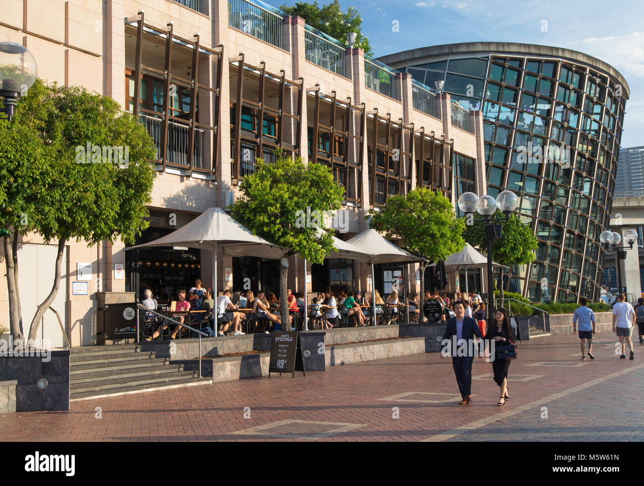 Restaurants on Cockle Bay Wharf, Darling Harbour, Sydney, New South ...