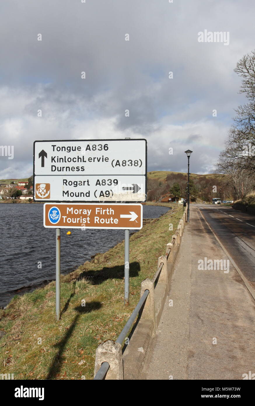 Bilingual road sign Lairg Scotland March 2012 Stock Photo - Alamy