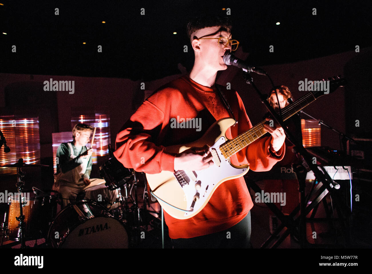 Gus dapperton singer hi-res stock photography and images - Alamy