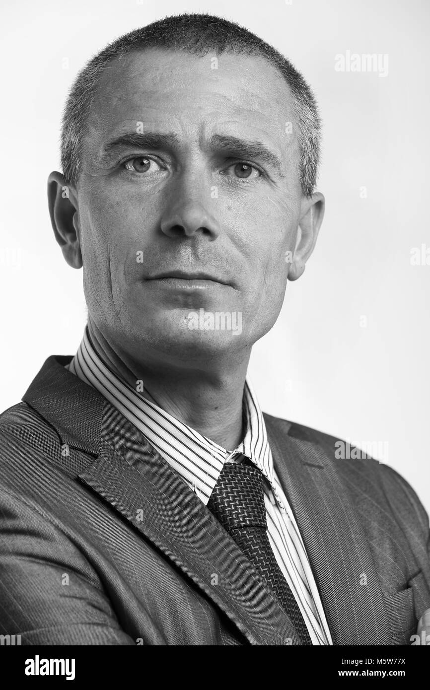 portrait of modern business man Stock Photo - Alamy