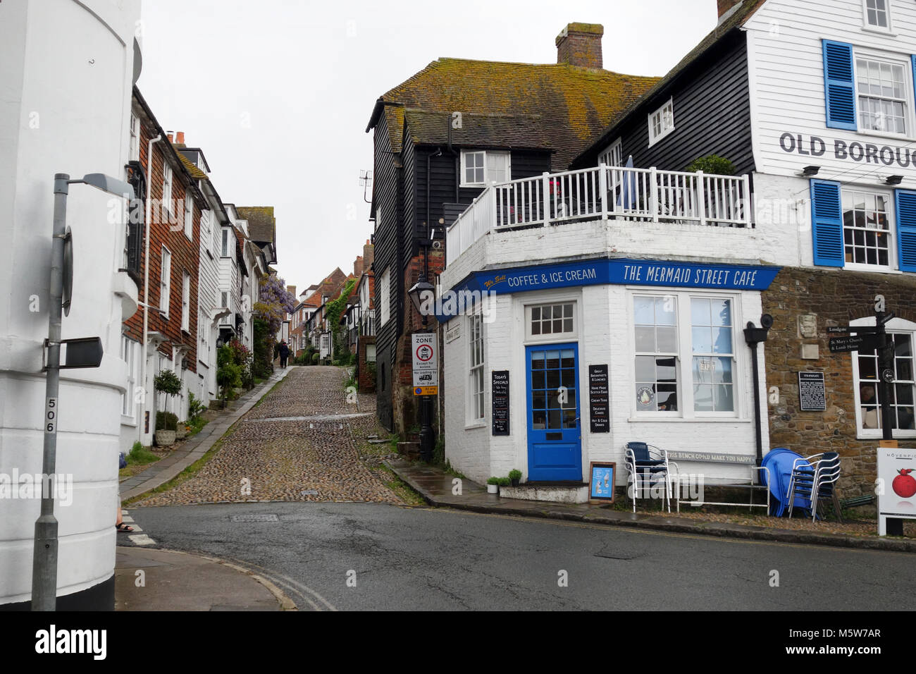 Mermaid cafe rye hi-res stock photography and images - Alamy