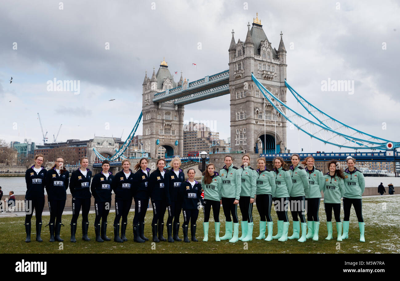 The Oxford and Cambridge women's boat crew's pose for a photograph in ...