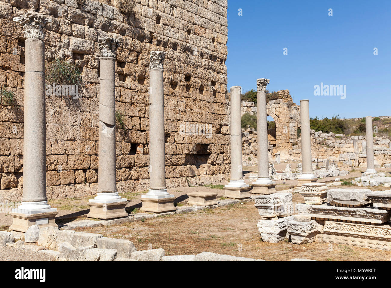 Ancient greek bath hi-res stock photography and images - Alamy
